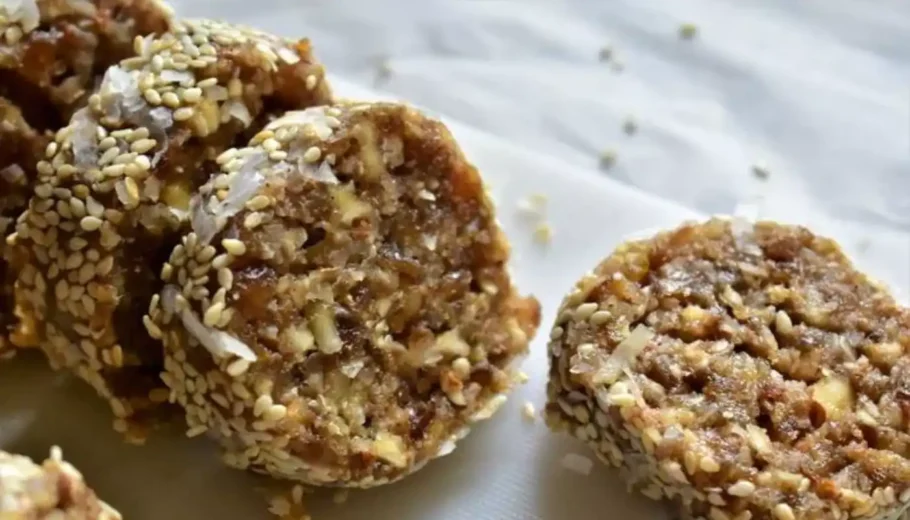 Coconut Date Rolls – Insta Cooked